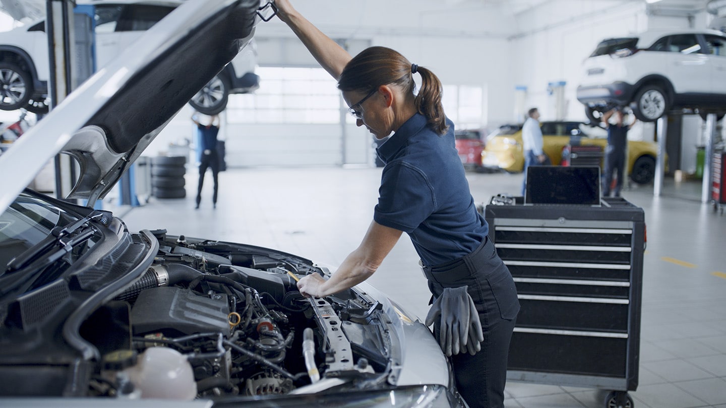 Car Engines: What Are They & How Do They Work? | Chase