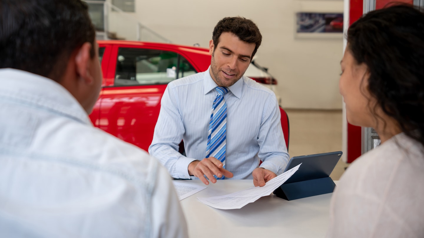 Pros and Cons of Vehicle Service Contracts | Chase