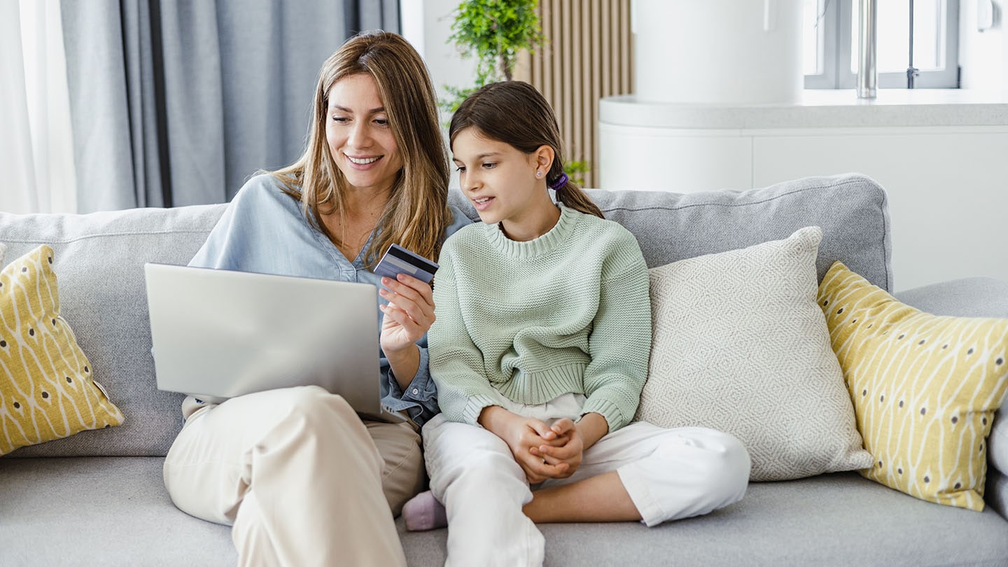 Difference Between Authorized User and Joint Account Holder | Chase