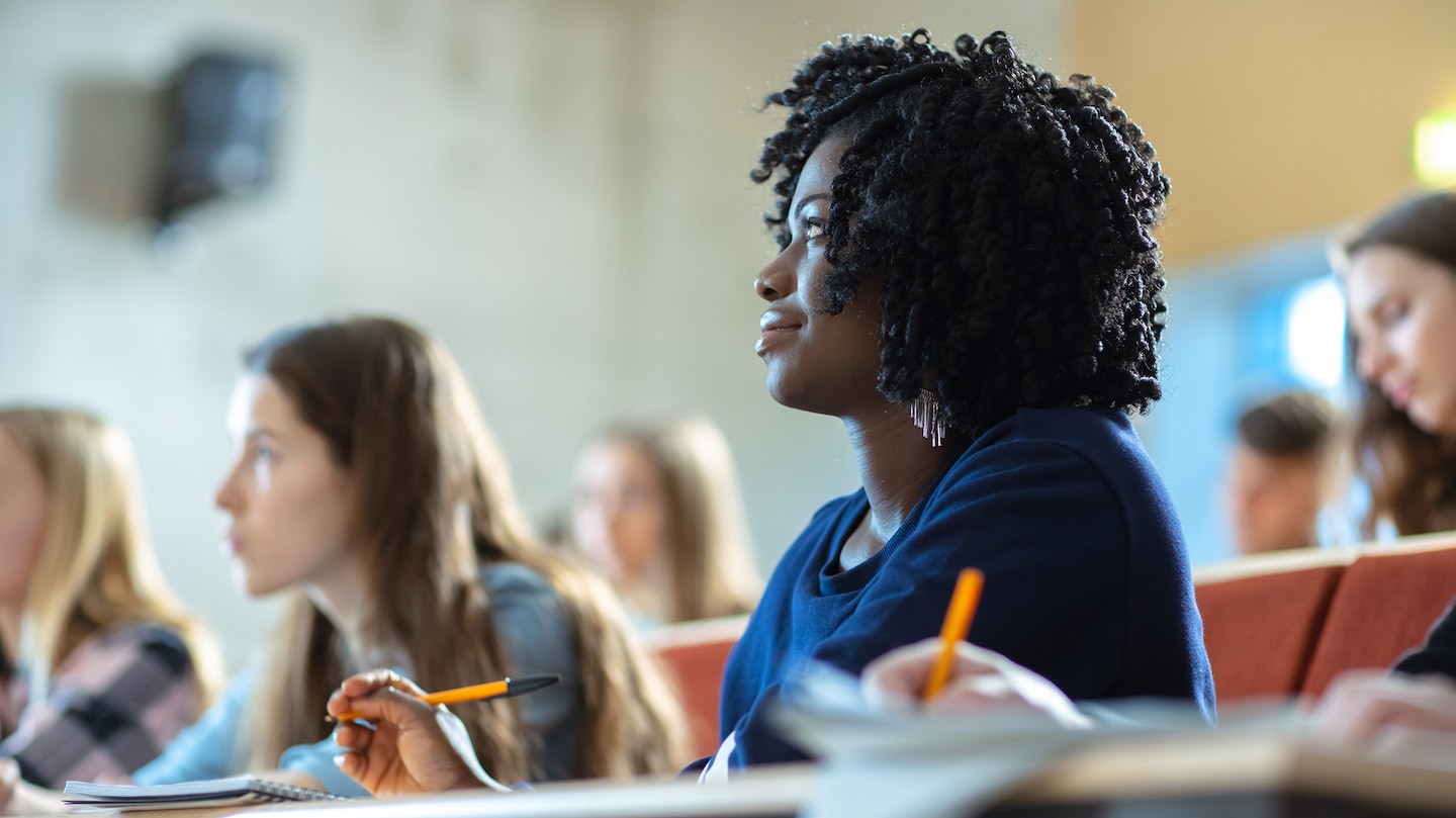 Can paying student loans boost your credit score? | Chase