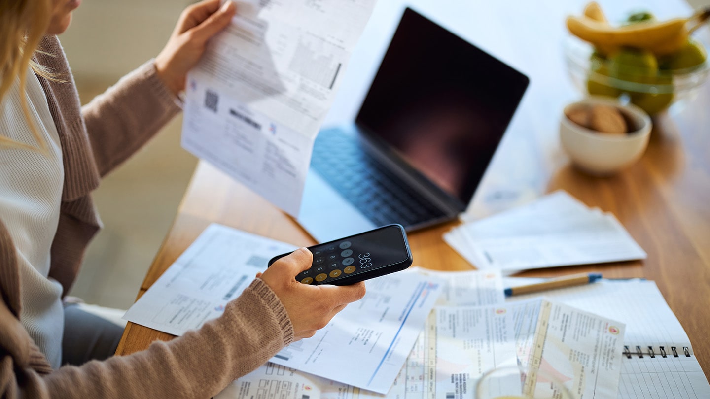 Do Utility Payments Affect Your Credit Score | Chase