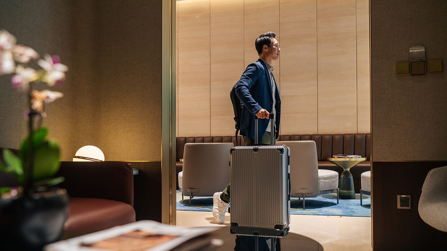 Can I Enter Priority Pass™ Lounges with My Chase Sapphire Reserve ...