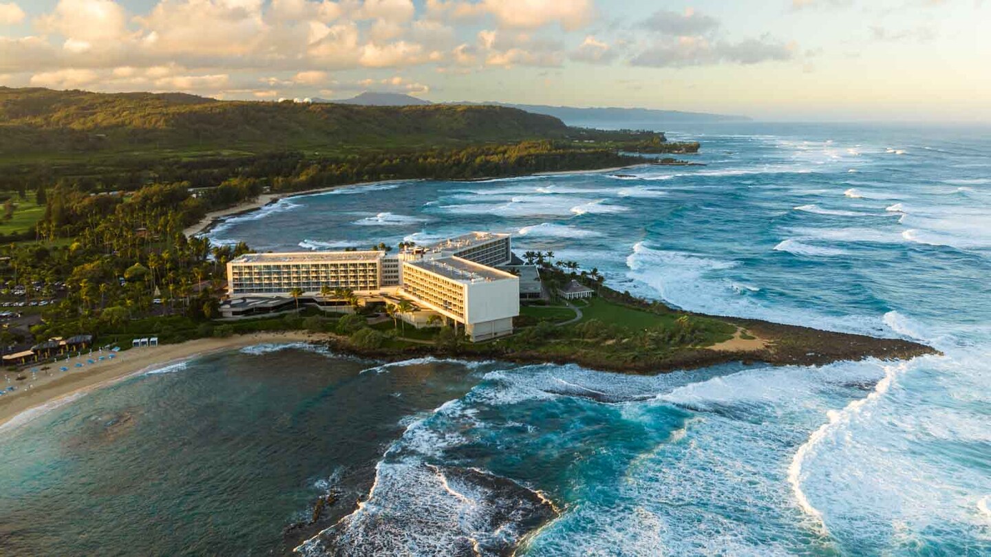 the_ritz-carlton_oahu_turtlebay_exterior_beach_bd_2502_16x9_web.jpg